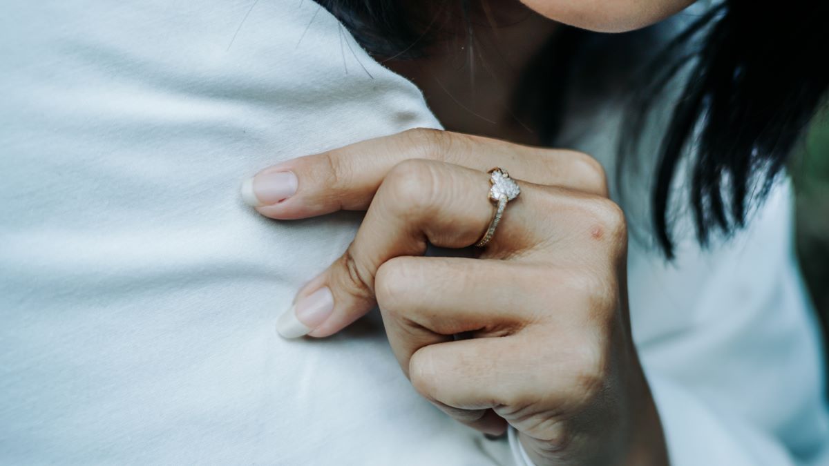 Comment empêcher une bague de tourner